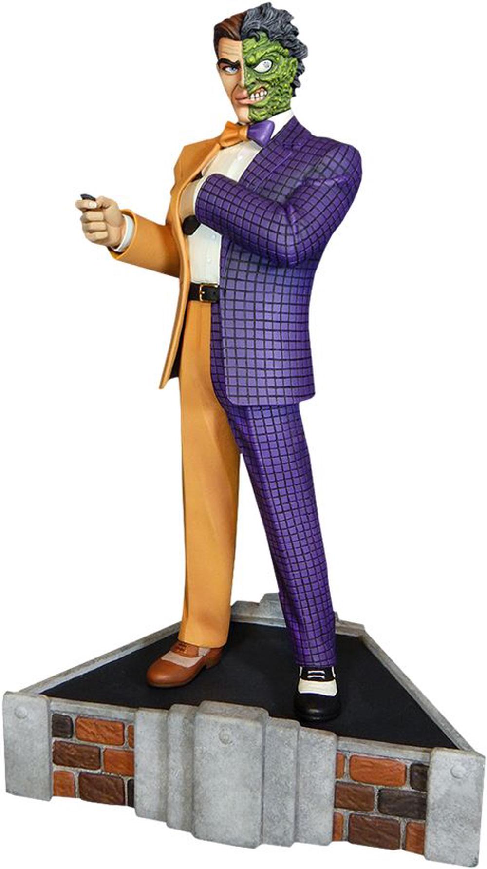 Tweeterhead Two Face Maquette Batman | Buy online at The Nile
