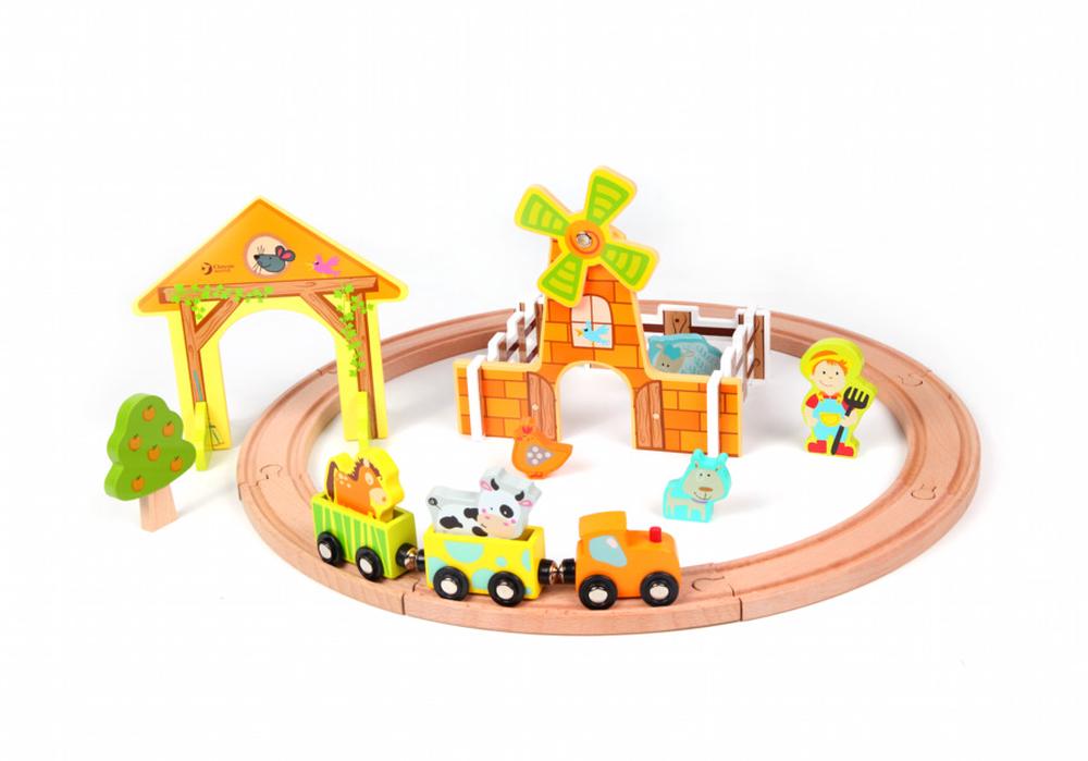 Classic World Farm Train Set | Buy online at The Nile