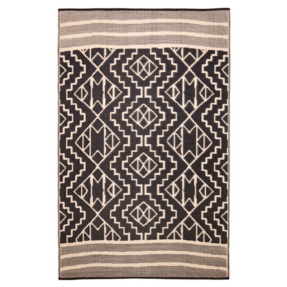 Fab Habitat Kilimanjaro Recycled Plastic Outdoor Rug and Mat (Beige ...